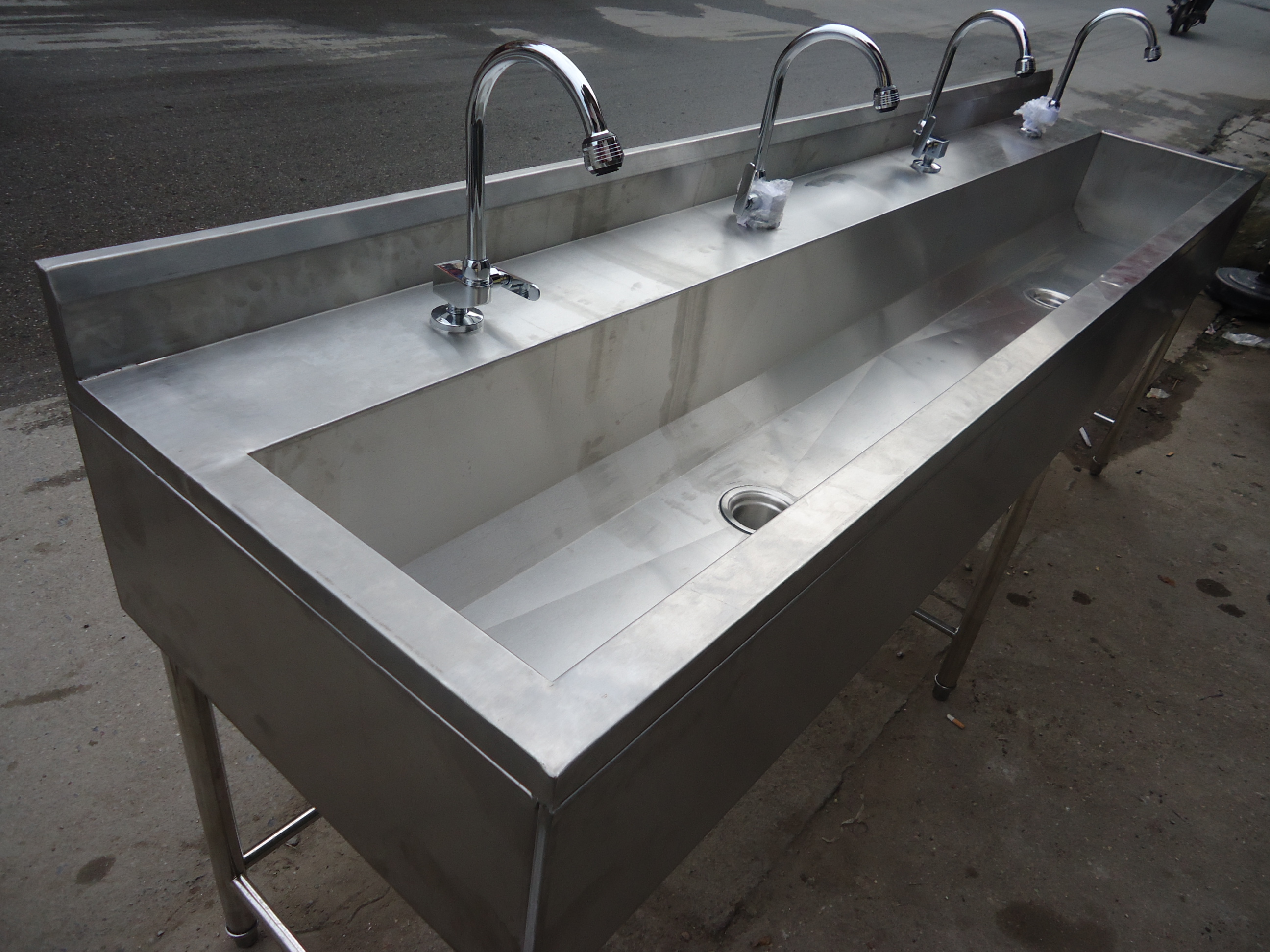 Chậu rửa inox công nghiệp - Bồn rửa inox công nghiệp